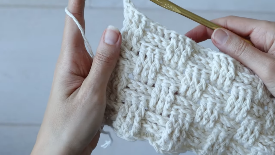How To Crochet The Basket Weave Stitch - Plus Free Pattern! - The Snugglery