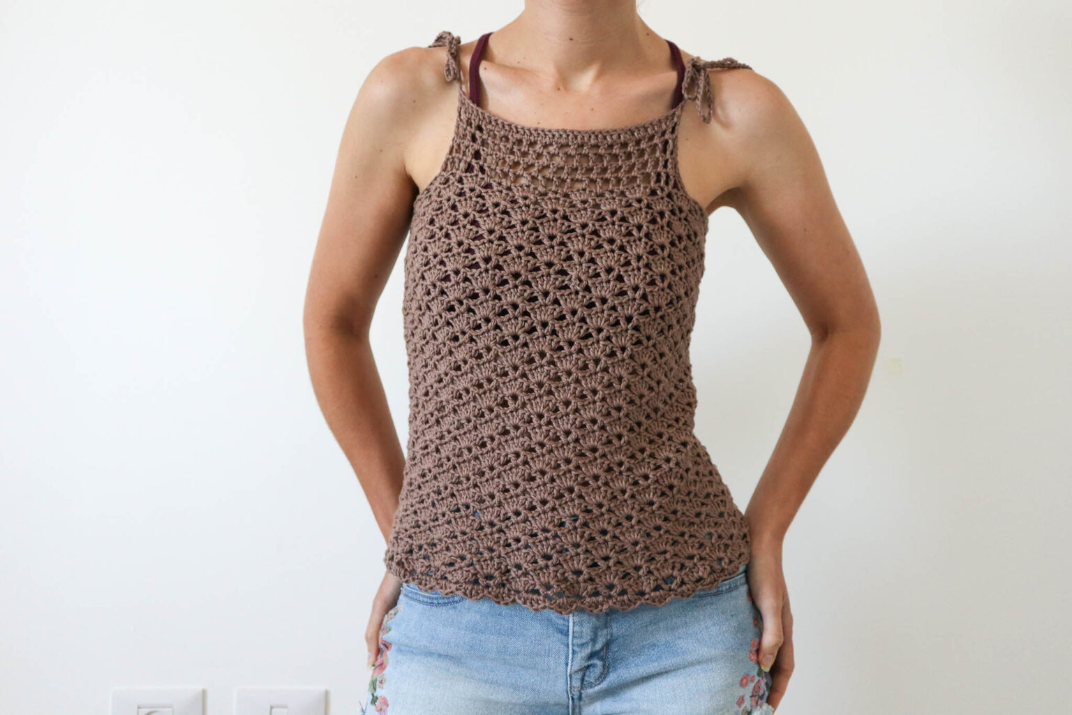 Shell And V-Stitch Crochet Top - Free Pattern - The Snugglery