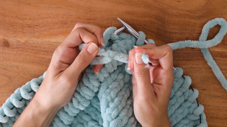 How To Work With Chenille Yarn – Plus, Free Super Chunky Knit Blanket ...