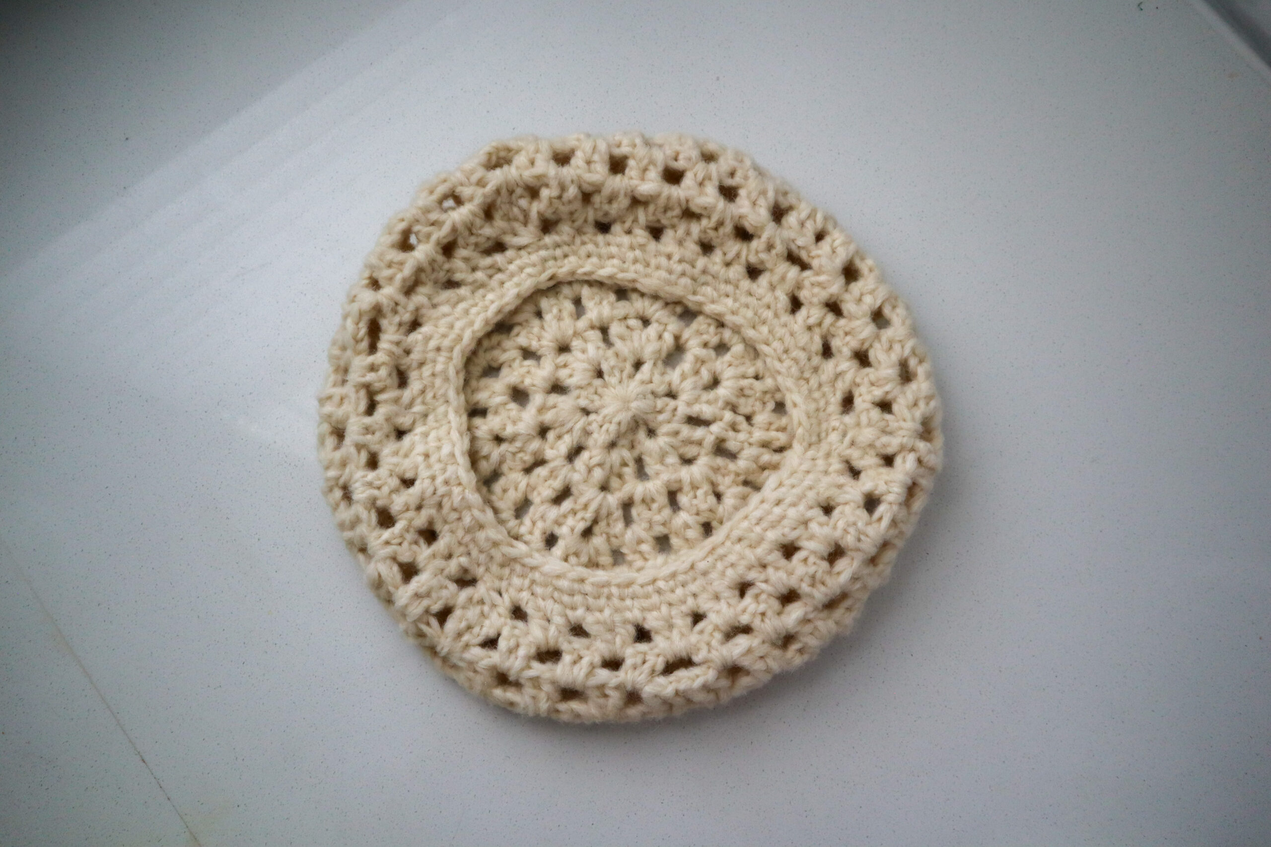 The Gourmet Beret: A Fabulously Floppy Crochet Pattern - The Snugglery