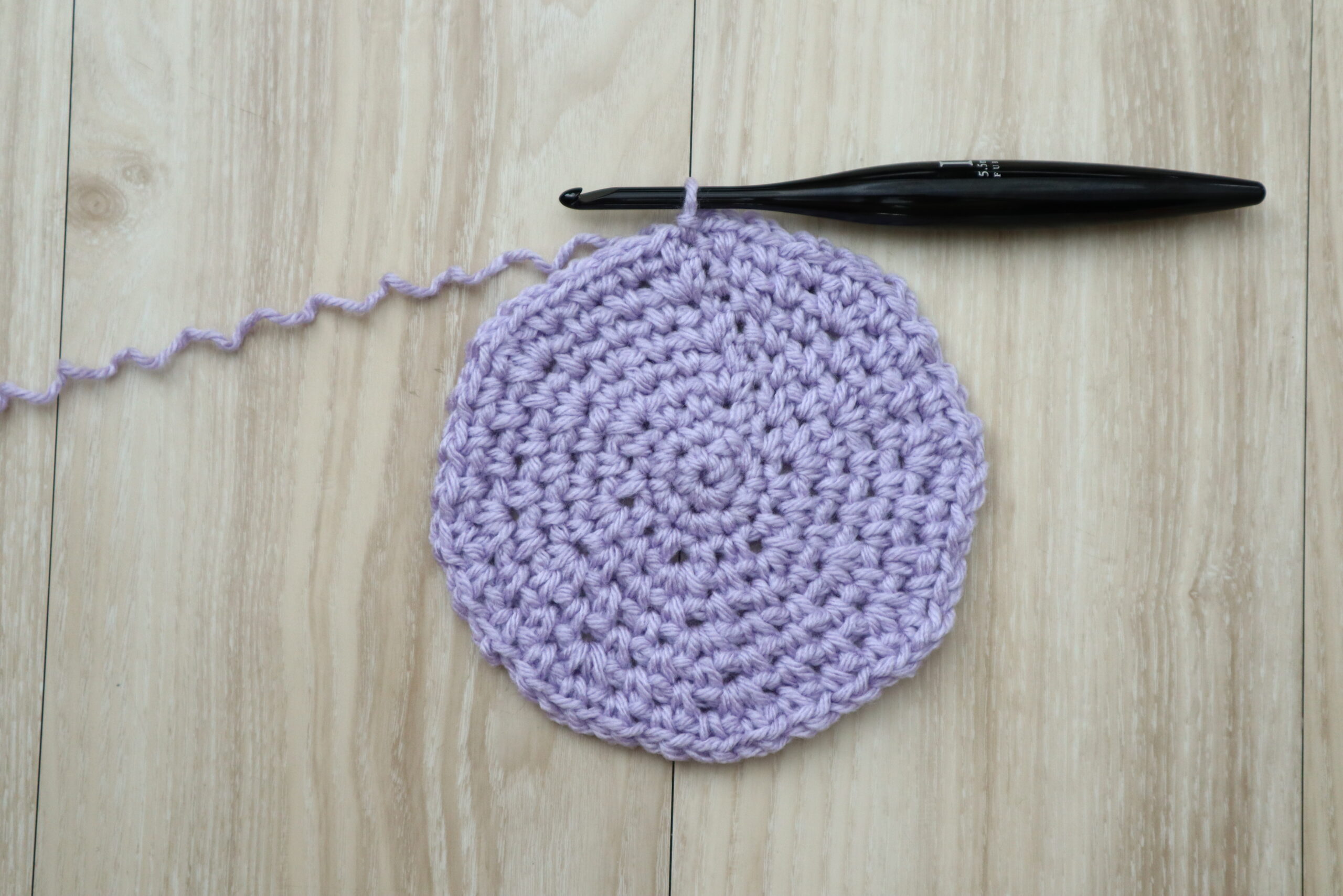 The Elusive Linen Stitch Circle - The Snugglery