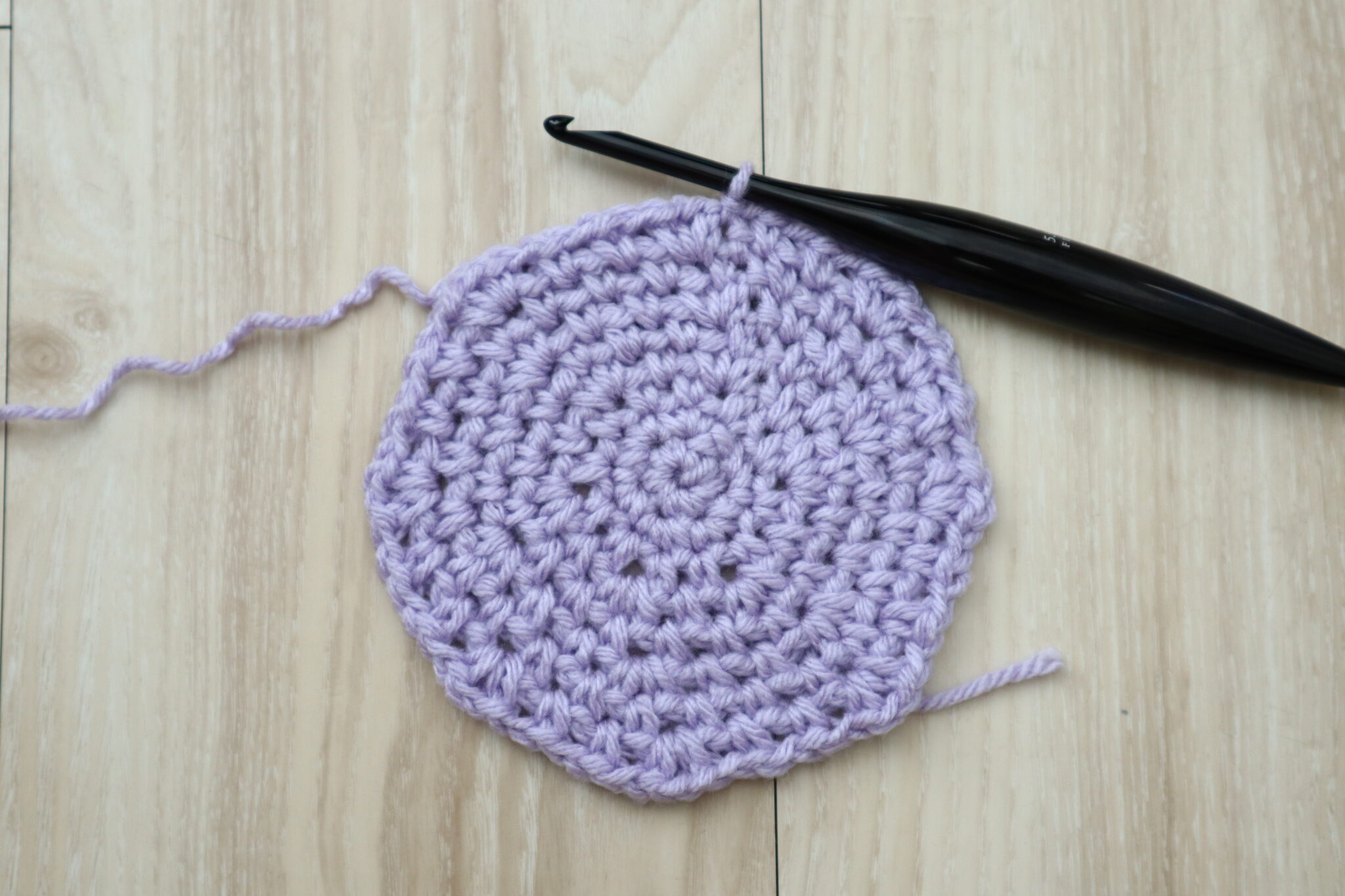 The Elusive Linen Stitch Circle - The Snugglery